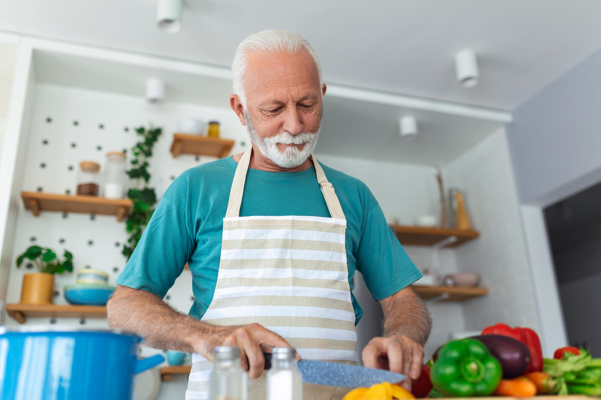 Cooking Safety Tips for Seniors: Ensuring a Safe Kitchen Environment